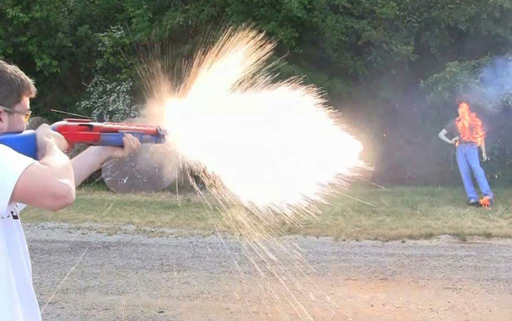 The “Dragon’s Breath” 12 Gauge Shotgun Shell | Modern Survival