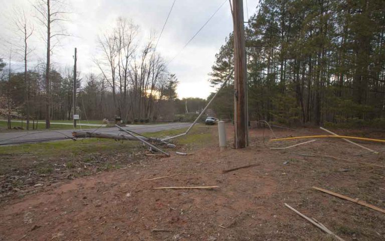How to Survive a Downed Power Line Scenario | Modern Survival