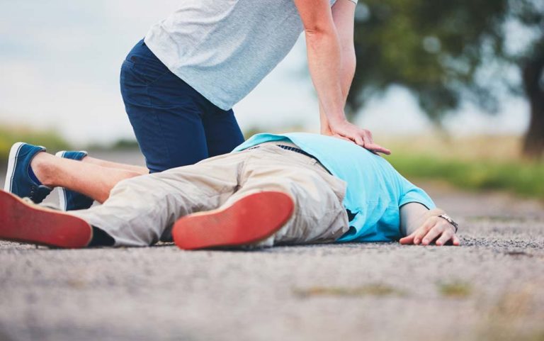 What You Should Do When Ribs Breaks During CPR | Modern Survival